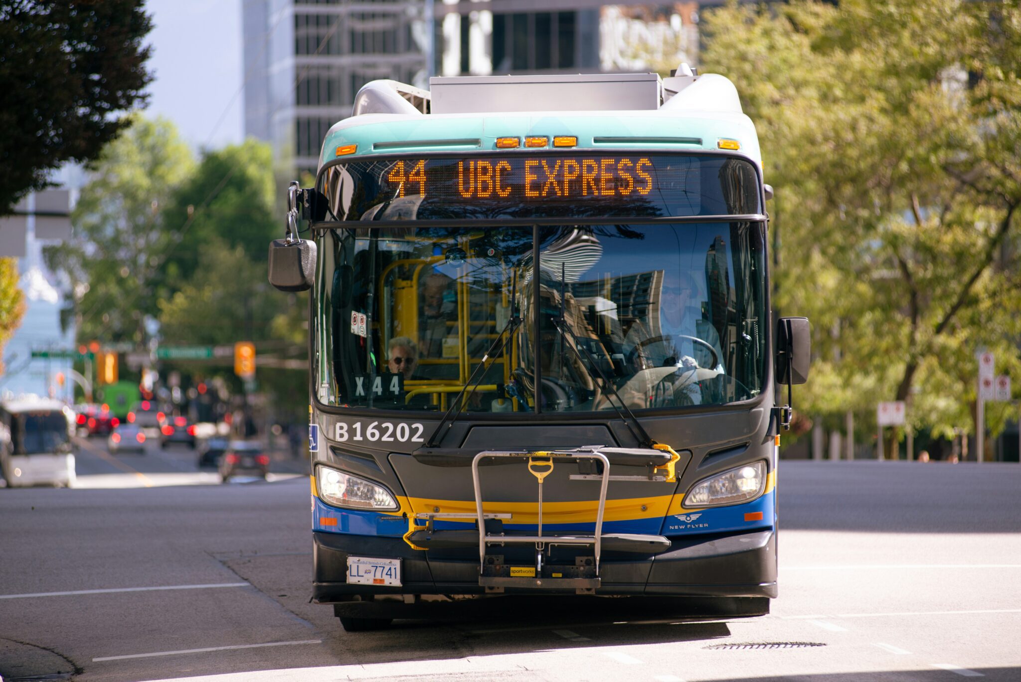 Public Transit Riders, Environmental Groups Call to Accelerate Funding